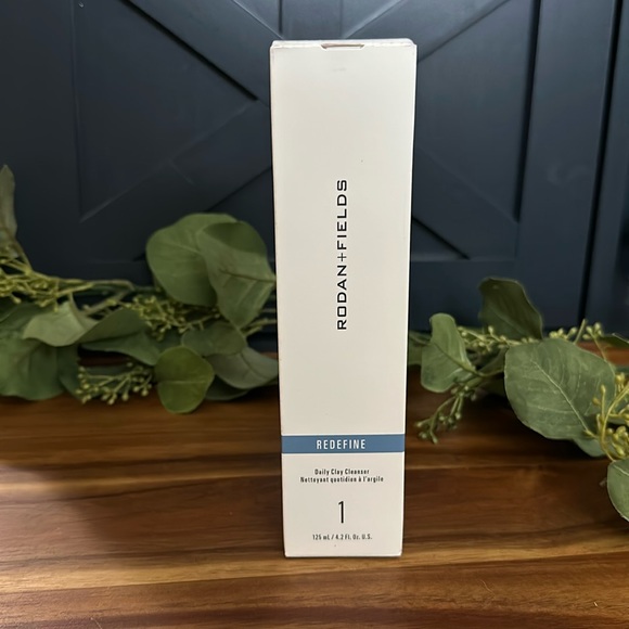 Rodan + Fields | Skincare | Rodan And Fields Redefine Daily Clay Mask ...